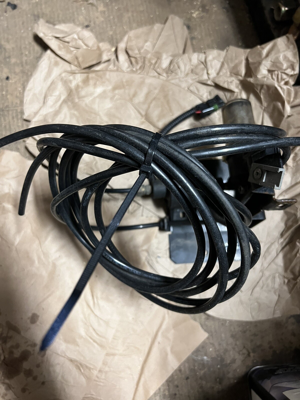 thermo king tripac evolution apu fuel pump and filter | eBay