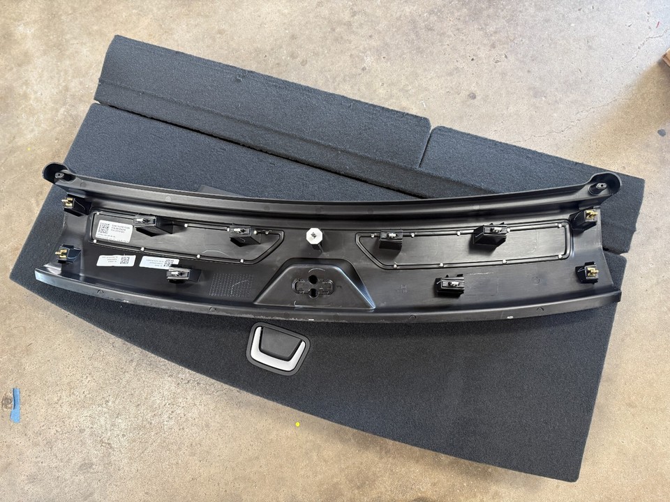 2021-2025 Chevrolet Tahoe Suburban Cargo Sill Plate Chrome Black ...