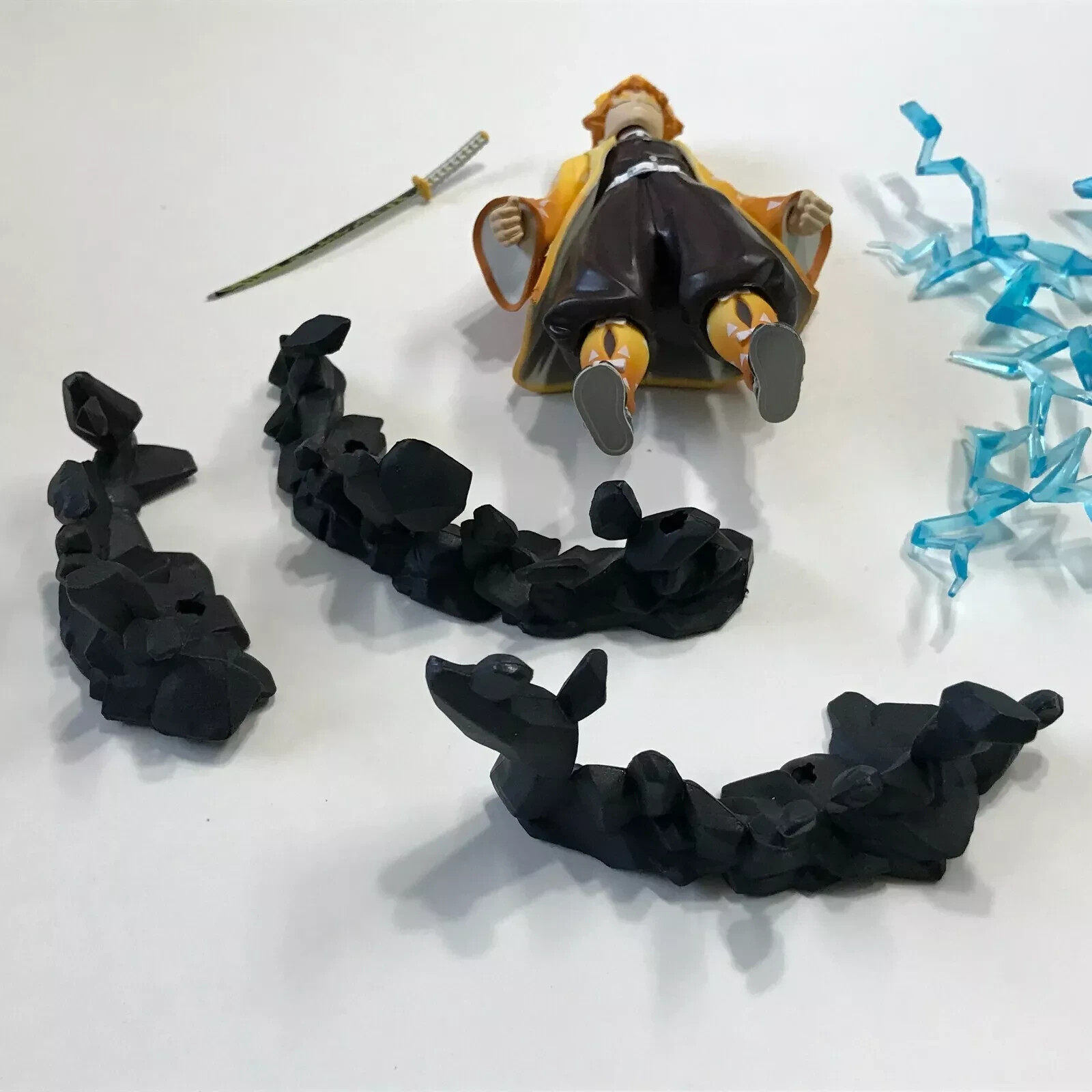 Mcfarlane Toys Demon Slayer Deluxe Zenitsu Agatsuma Thunder Breathing ...