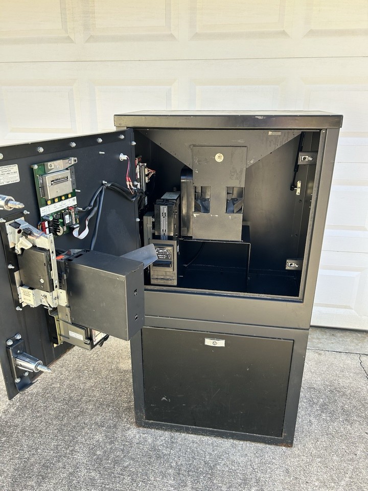 American Changer AC6000 Bill Changer Dual Hopper & Validator Floor ...