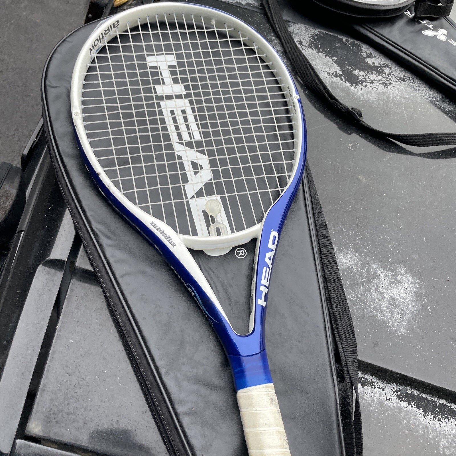 Head Airflow 3 Metallix Flexpoint 102" 4 3/8" Grip Tennis Racket | eBay