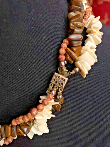 Estate Necklace Puka Shell & Lucite Chunks & Beads 16" Choker Slide-in ...
