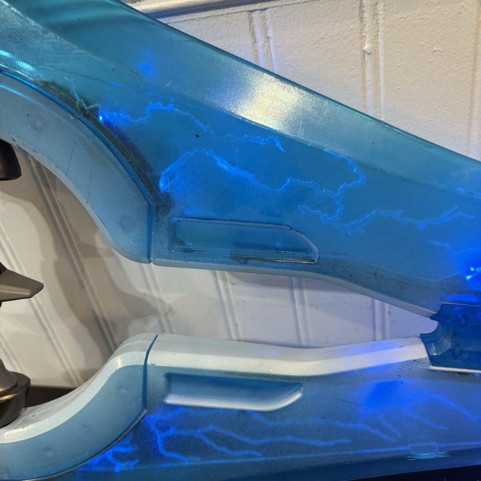 Halo Covenant Energy Sword Mattel 2016 Lights Up w/ Sounds Microsoft ...