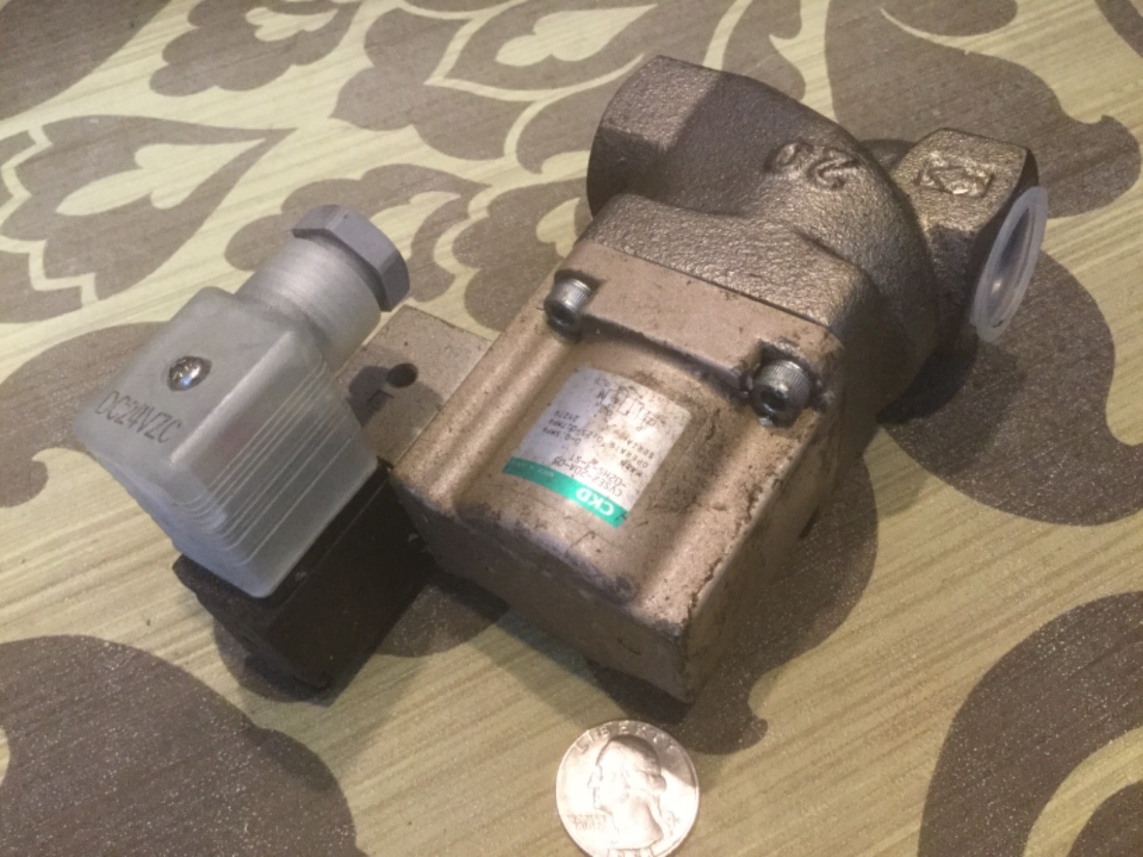 NEW CKD CVSE2-20A-05-02H2-3-ST VALVE 0-0.5 MPA, 0.25-0.7MPA ...