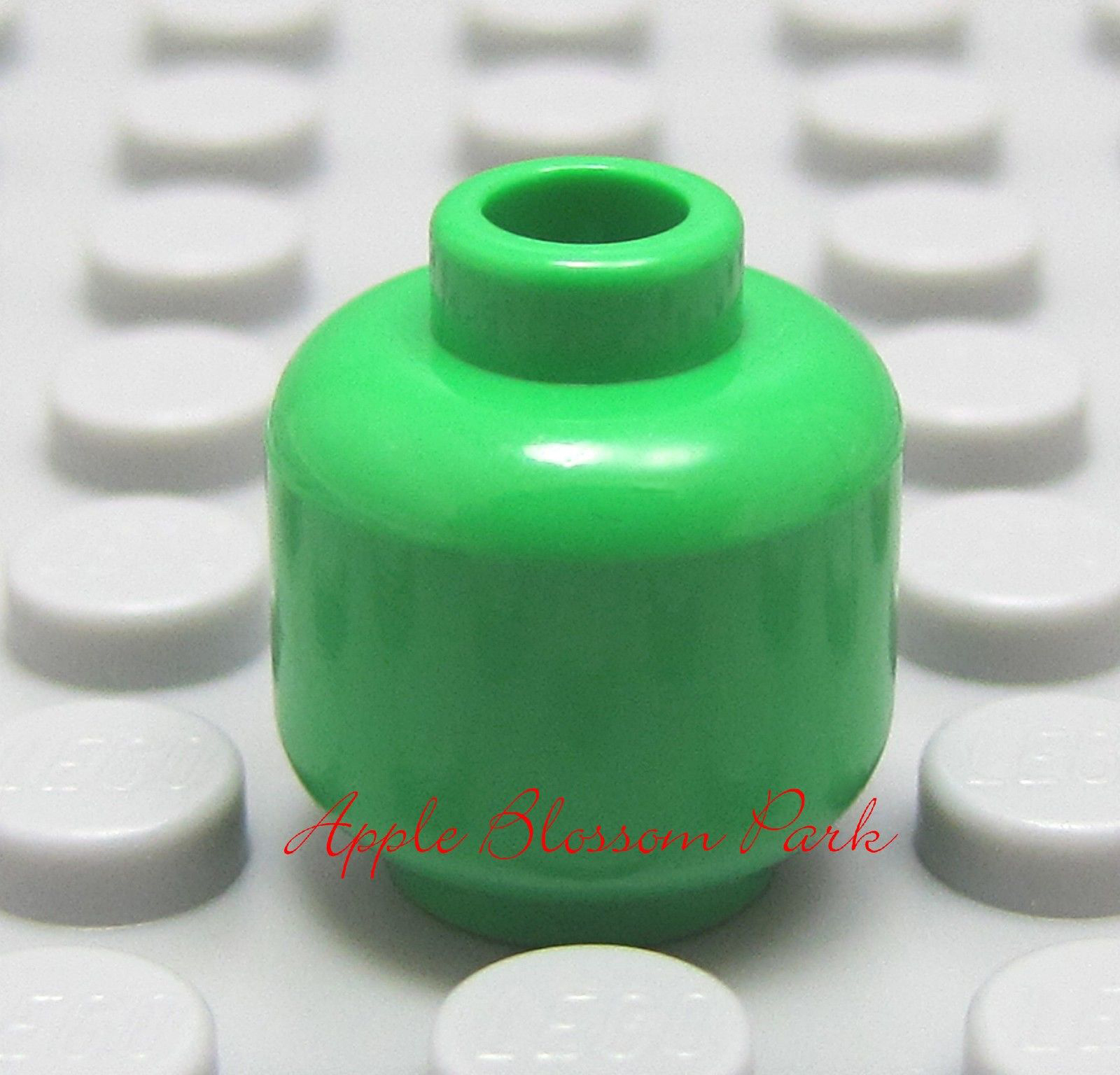 NEW Lego BRIGHT GREEN MINIFIGURE HEAD - Plain/Blank Color Minifig Head ...