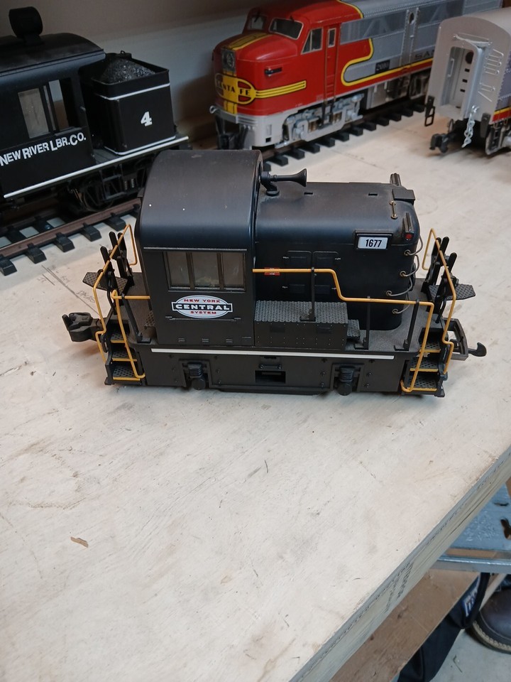 G Gauge Aristocraft Lil Critter 25 Ton Diesel Switcher Locomotive | eBay