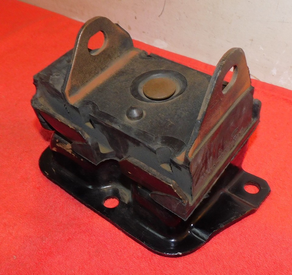 1973 1974 Ford Gran Torino Ranchero Montego NOS 250 LH MOTOR MOUNT ...