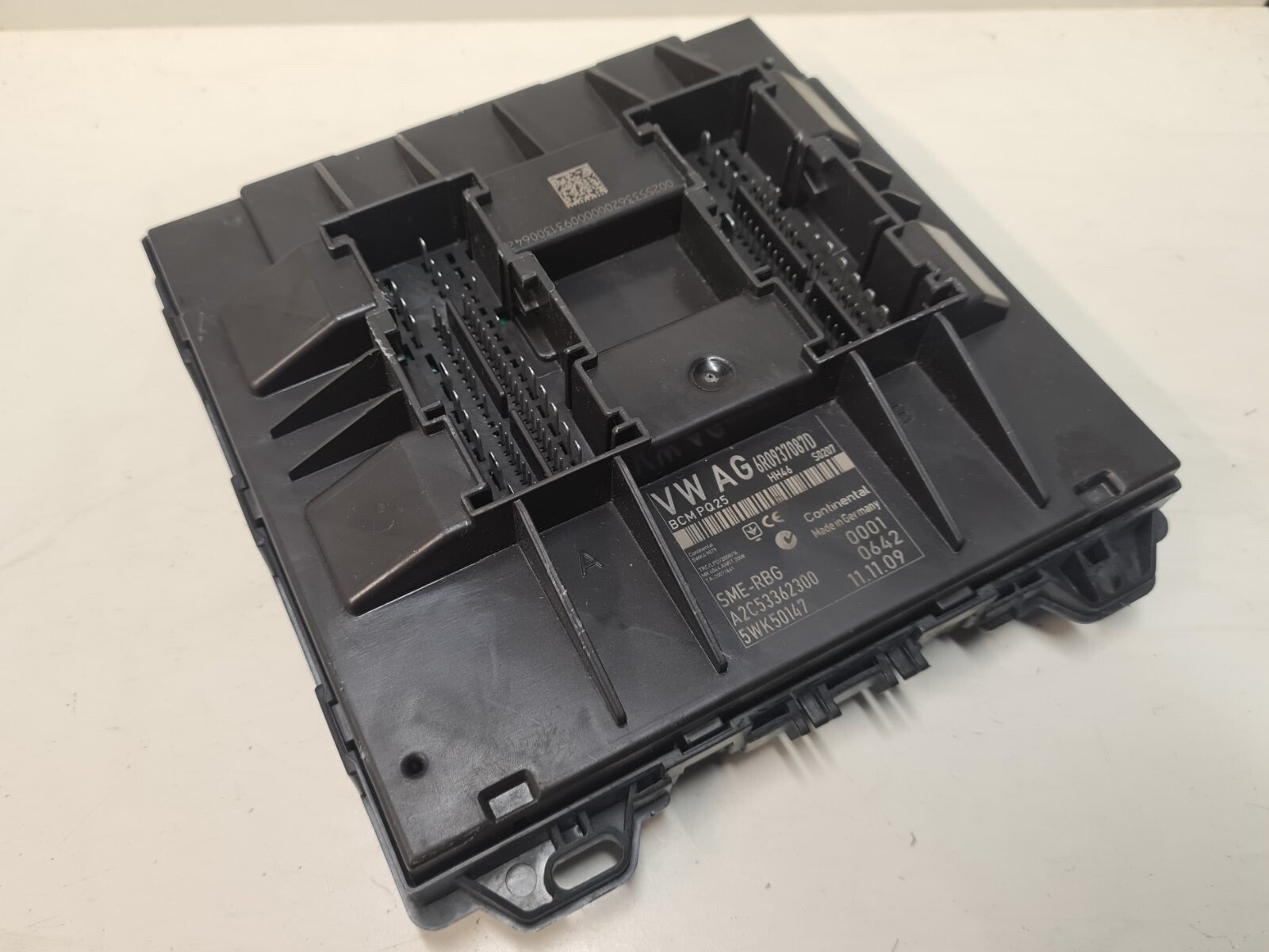 Volkswagen Polo 6r IBIZA 8j Body Control Module BCM 6R0937087D for sale ...