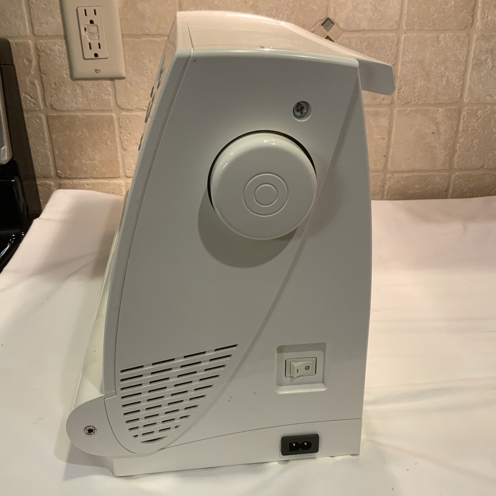 Singer Quantum 9920 Sewing Machine With Accessories | eBay