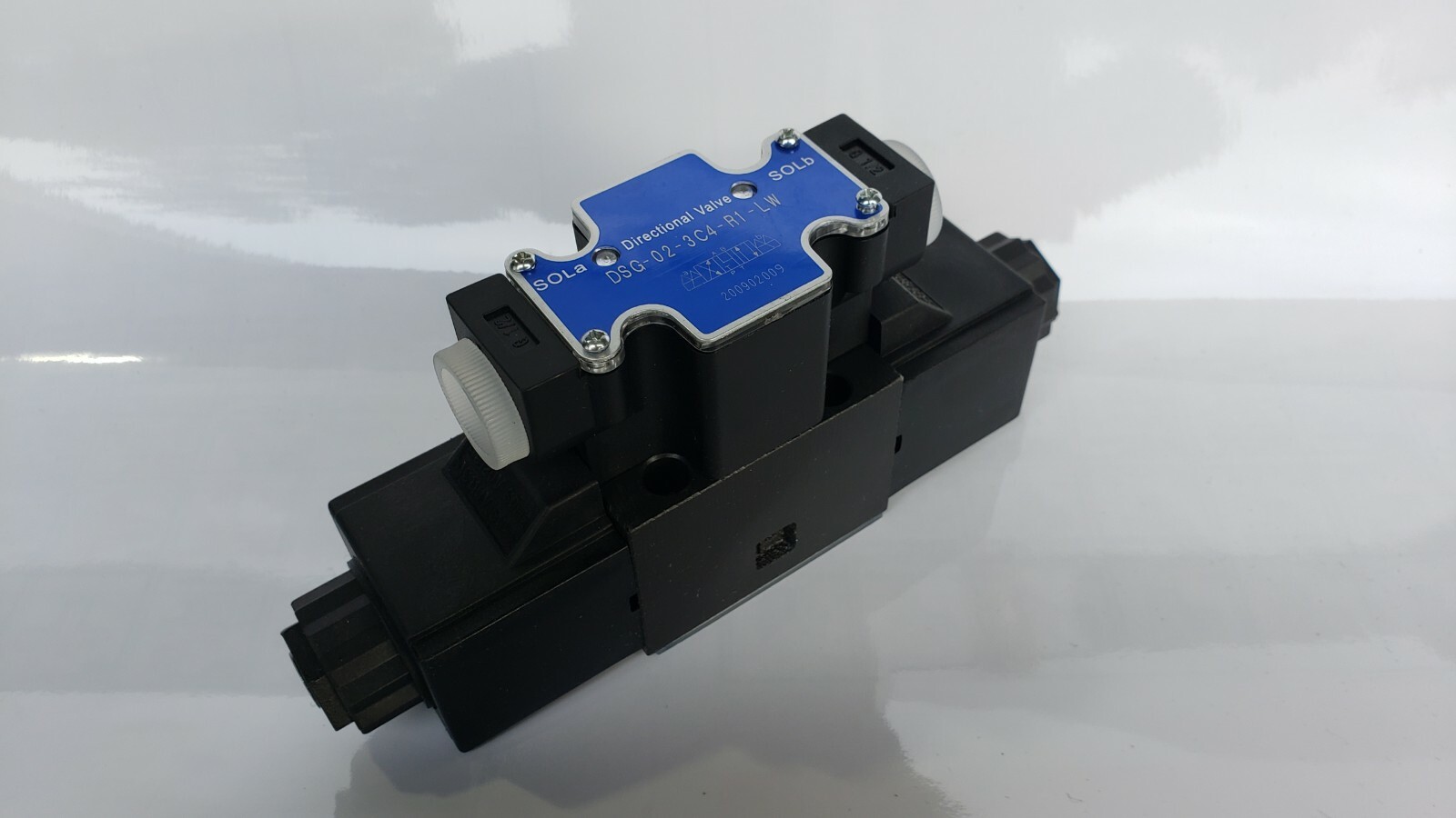 D03 hydraulic solenoid valve, 4W3P, closed center motor spool, 115 VAC ...
