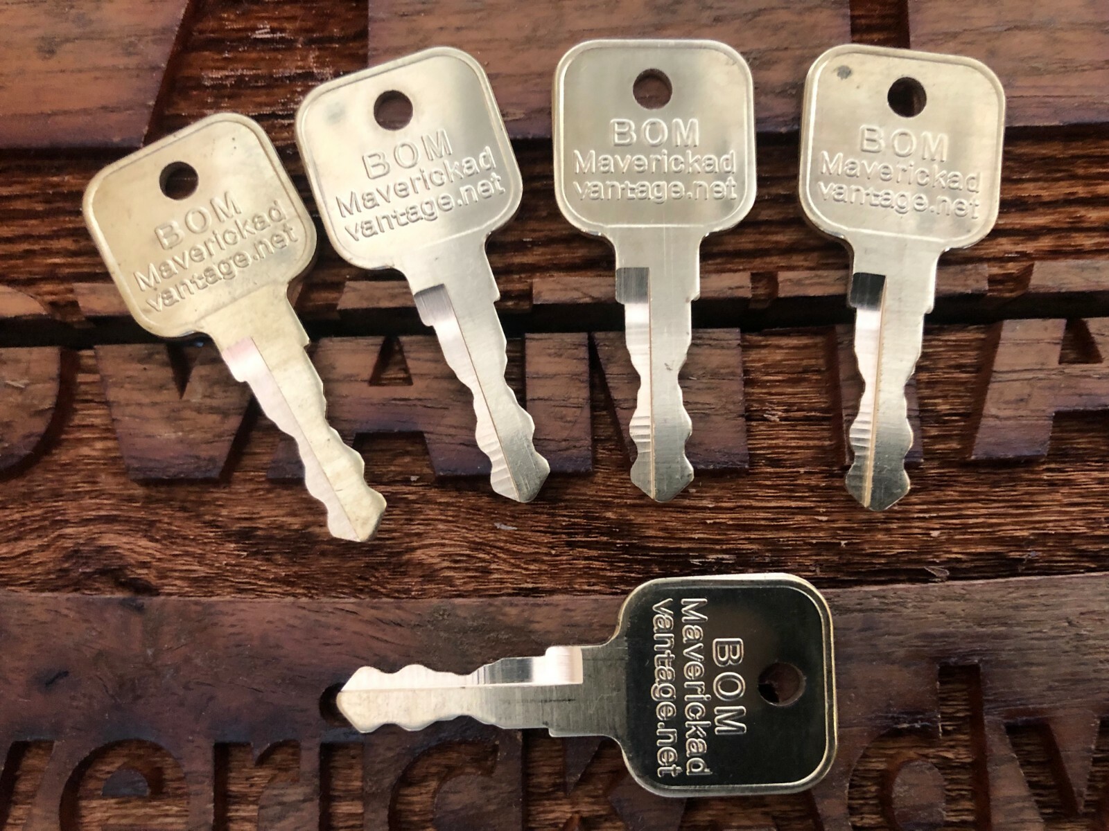 5 Keys fit 14707/5755124 Bomag,Hamm, CAT, JCB, Volvo, Bobcat ignition ...