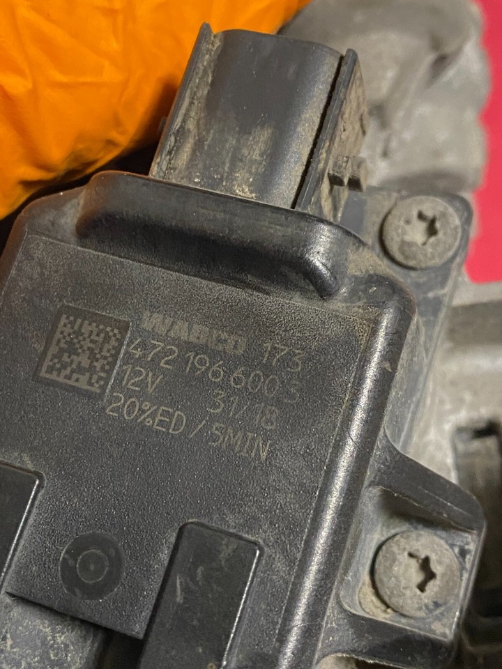 Wabco 7 Port Antilock Braking Modulator Valve - # 9760001070, ABS ...