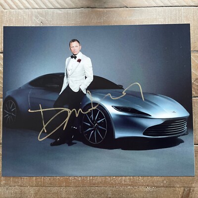 DANIEL CRAIG Signed Autographed James Bond 8X10 Photograph-No COA🔥🔥007 ...