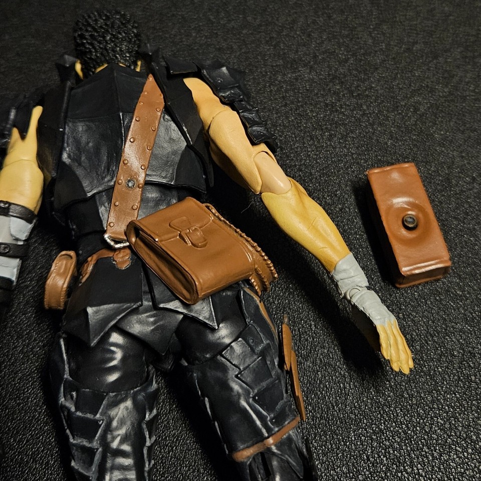 Bandai S.H.Figuarts Guts Berserker Armor Berserk Figure, Crossbow Pouch ...