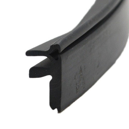 Ameritex Boat Windshield Molding 51026 | Black 1 Inch Semi Rigid Foot ...