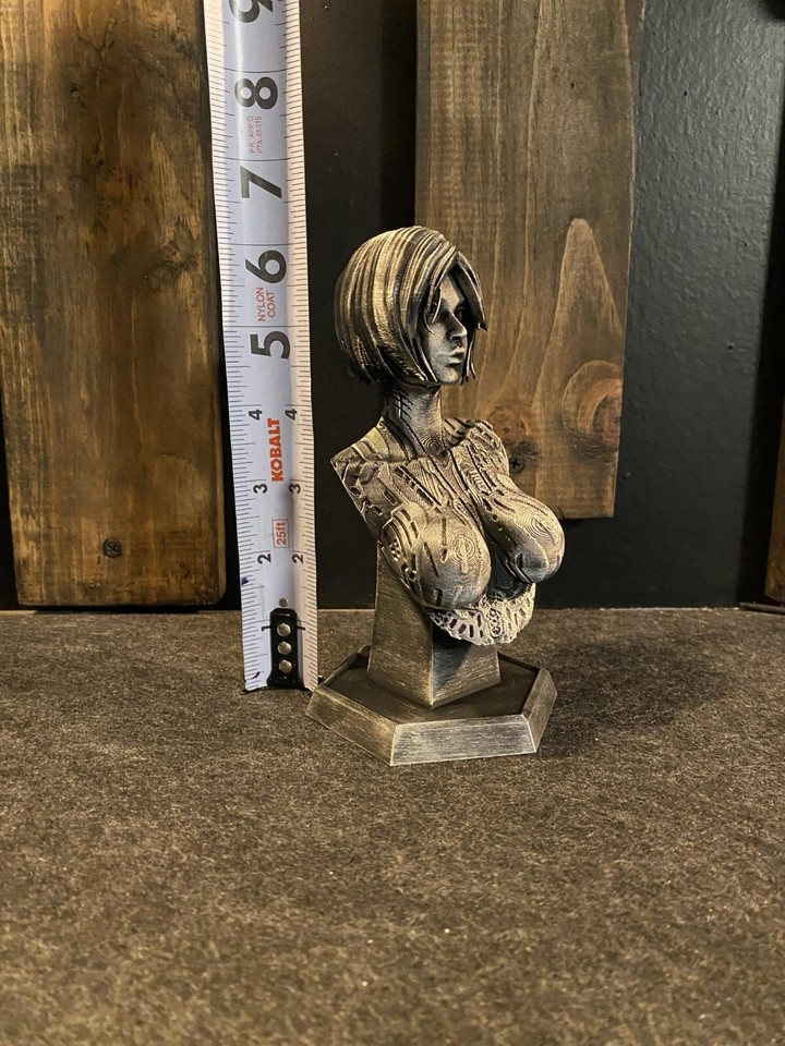 Halo Master Chief And Cortana Statue 6in | eBay