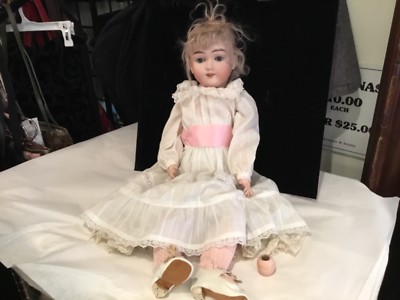 ANTIQUE MAX HANDWERCK GERMAN BISQUE DOLL #2 WITH ORIGINAL COUSTUME NO ...