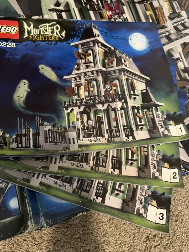 LEGO Monster Fighters: Haunted House (10228) 673419169240| eBay