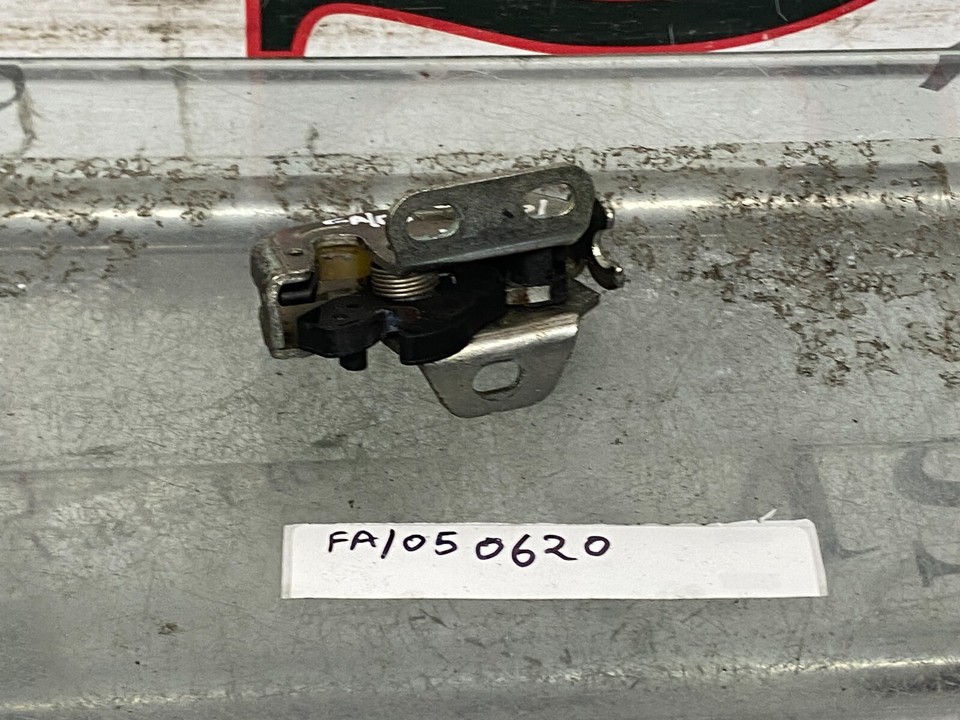 MERCEDES BENZ W639 VITO REAR UPPER DOOR LOCK LEFT SIDE NSR A6397400535 ...