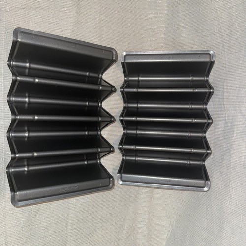 Pampered Chef V-Shaped Baking Pans, Non Stick, Taco Holders, Qty 2 ...