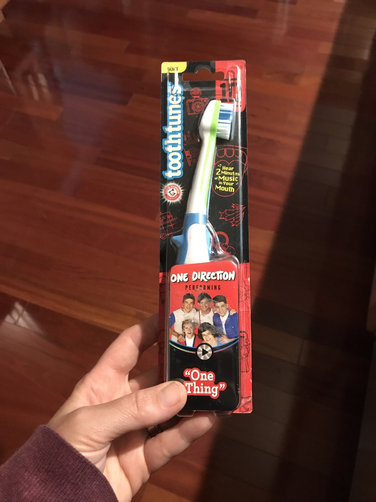 One Direction Toothbrush Hear 2 Min Song One Thing Collectable Only One ...