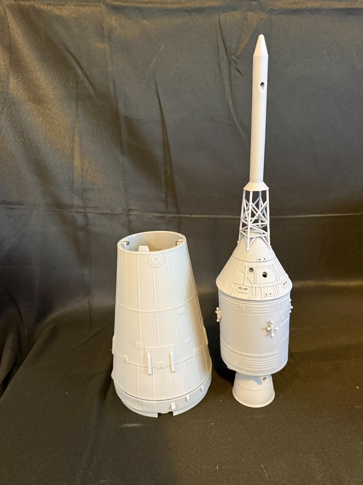 Highly detailed 1/48 scale Saturn V Command Module stack - 3D resin ...