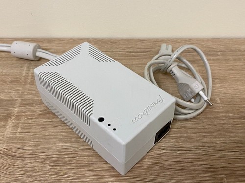 Freeplug - CPL - Alimentation Freebox v5 HD, Crystal - Free ** Envoi ...