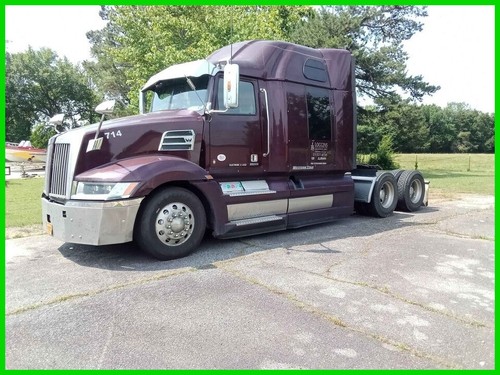 2018 Western Star 5700XE Conventional Sleeper Diesel Semi APU Fridge ...
