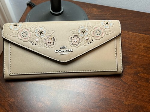 Coach Tea Rose Tooling Stone Snap Closure Soft Wallet | eBay