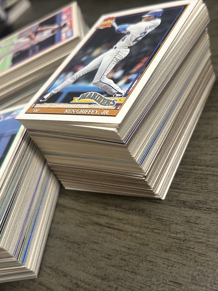 Bulk Lot of Assorted Baseball Cards - Topps/Score - 1 LBS+ Random Card ...