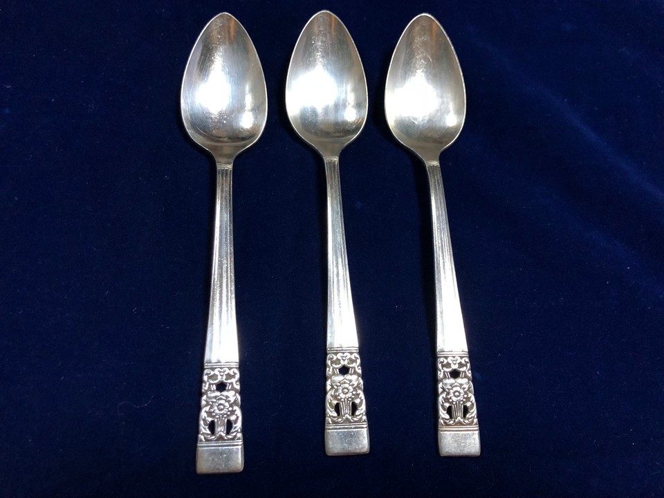 Oneida Community CORONATION Silver Plate Pierced Flatware 1936 CHOICE ...