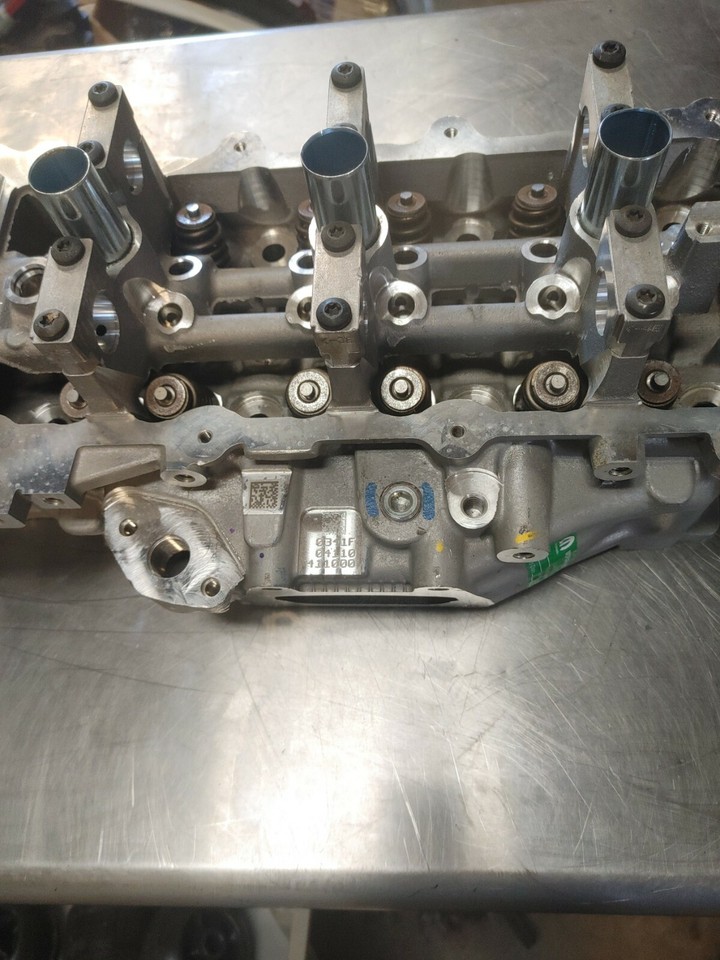 Genuine Mopar Cylinder Head Left Side 68293289AB | 68293289AB ...