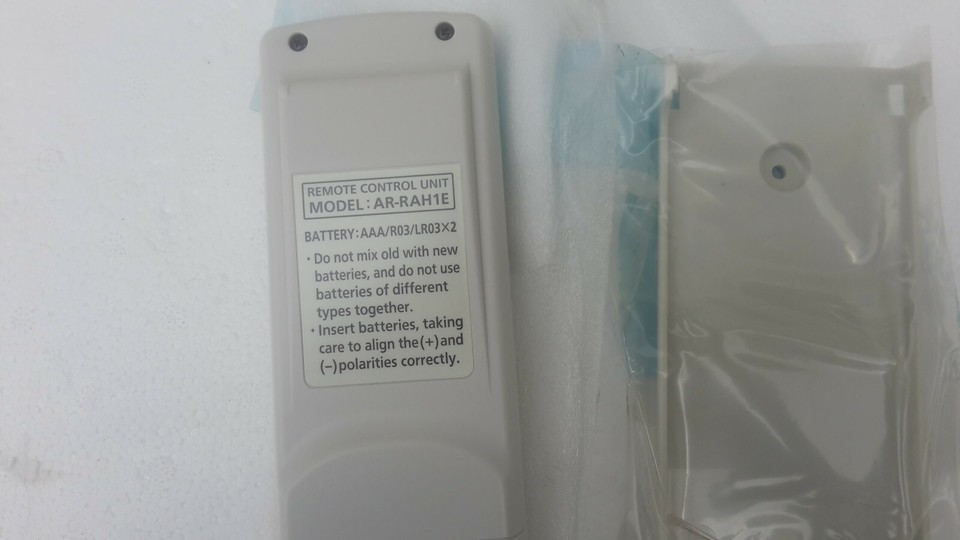 GENUINE ORIGINAL FUJITSU AIRCON REMOTE CONTROL AR-RAH1E P/N: AR-RAH1E ...