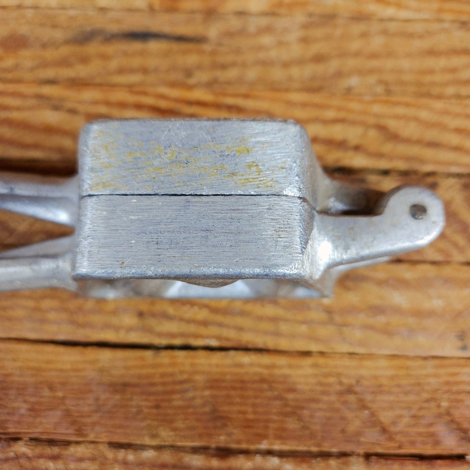 Lil Mac 400 Fishing Lead Bank Sinker Pyramid Mold 2-3-4 oz | eBay