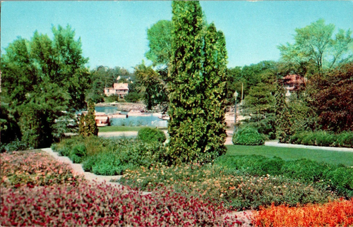 Herman W. Merkel Memorial Garden, Glen Island Park, New Rochelle, New ...