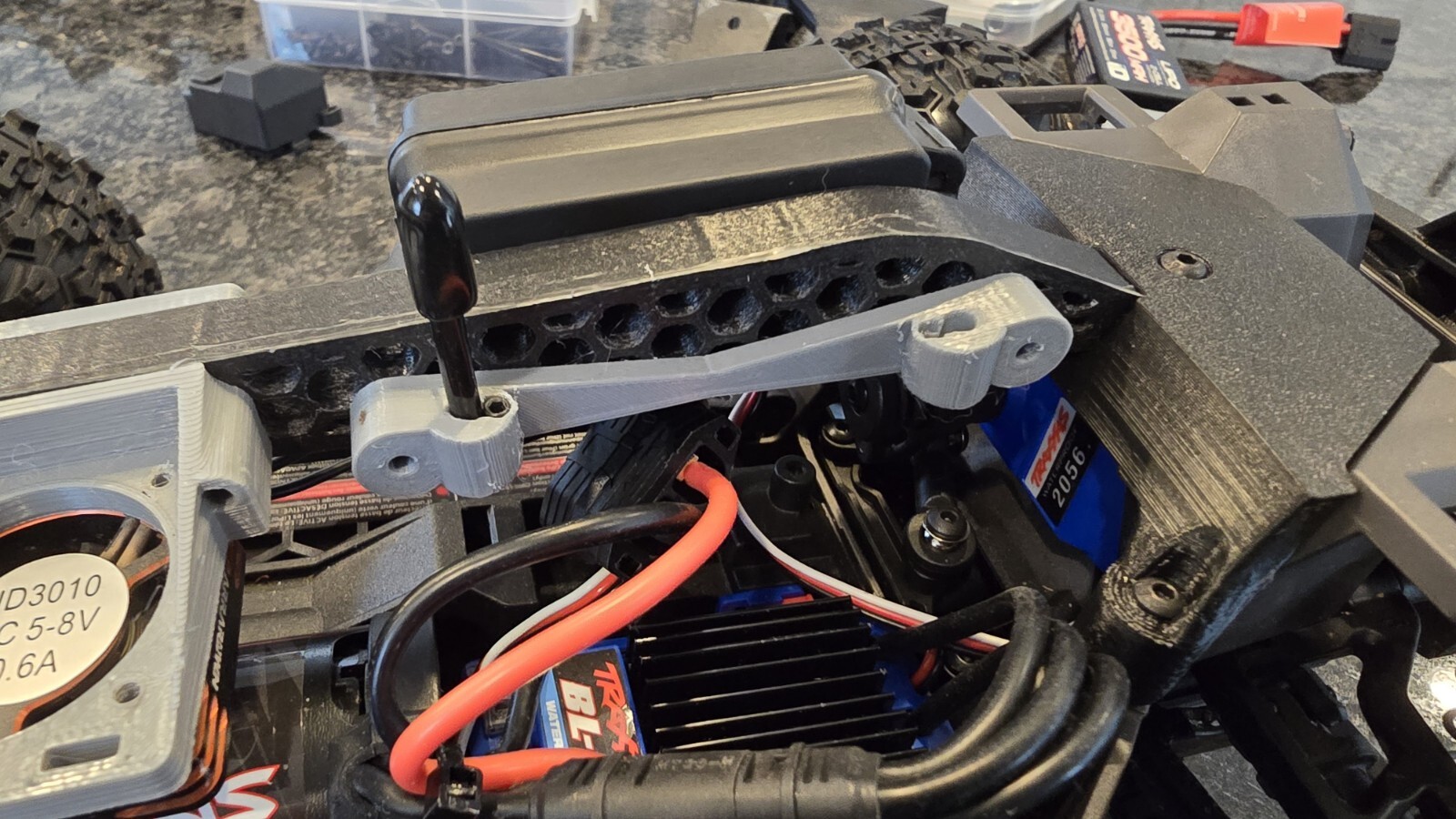 Traxxas Mini Maxx Upper Chassis Cross Brace. ORANGE | eBay