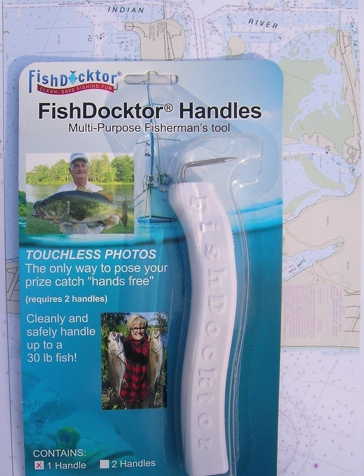 Lot of 12 Wholesale Fishing Hunting Dealer (2) Pack Fish Docktor ...