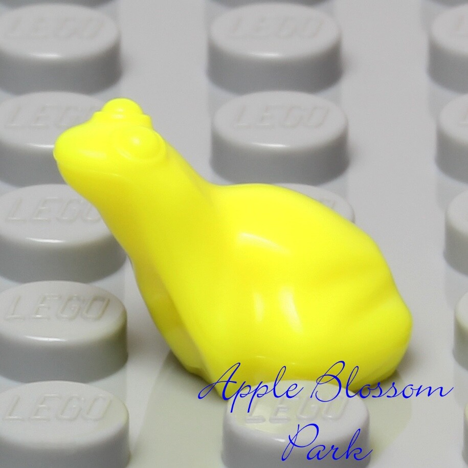 NEW Lego ALL 15 TREE FROGS Minifig Pet Frog Toad Set Green Red Yellow ...