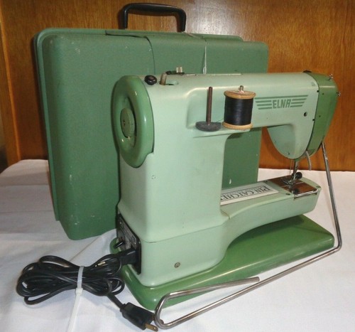 Vintage 1956-1958 ELNA SUPERMATIC Type 722010 SEWING MACHINE With ...