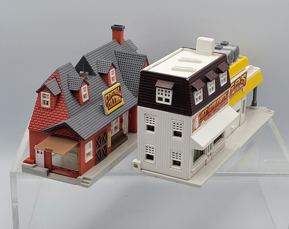 Vintage Galoob City Scenes Micro Machines Gas / Train Station Building ...