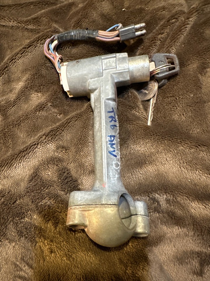 Triumph TR6 lowe and fletcher 5959430 left hand ignition lock assembly ...