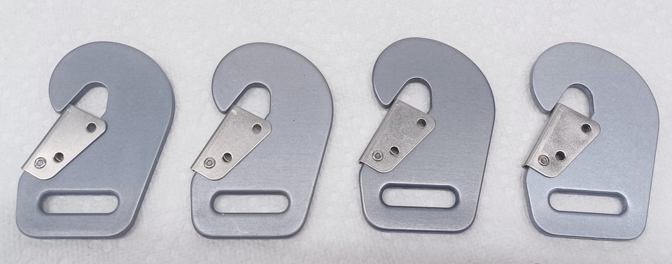 Lot of 4 New Aircraft Clip Type Seat Belt Hook Fittings, p/n 111B81-01 ...