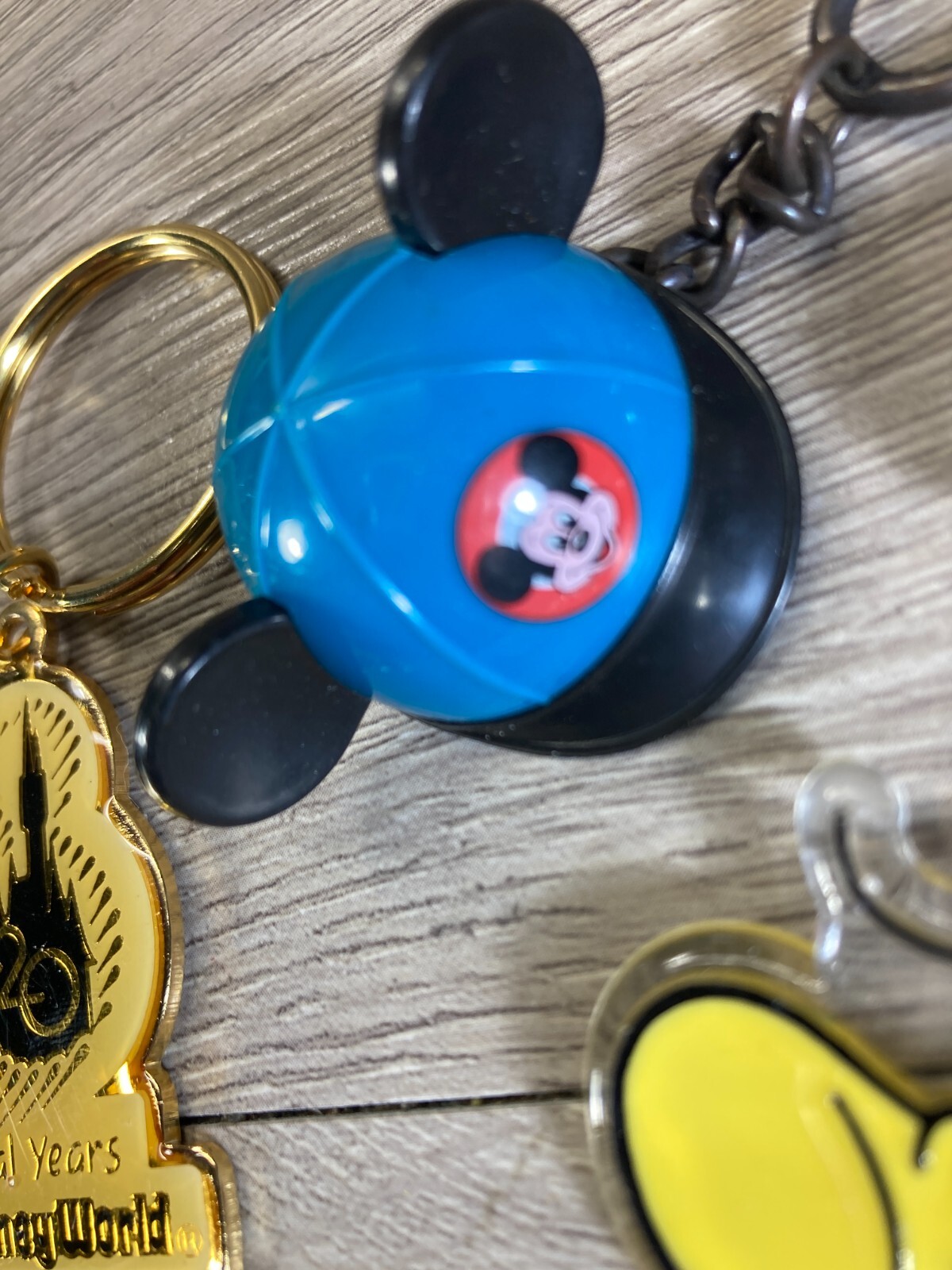 Vintage Disney Mickey Mouse Disney Key Ring Keychain Lot 4 New Old ...