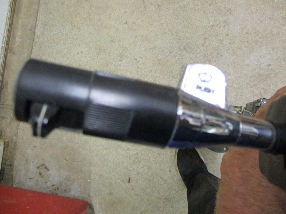 1982 CHEVY/GMC VAN MANUAL TRANS NON-TILT STEERING COLUMN 3-Speed Column ...