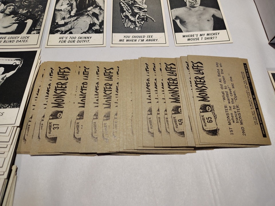 1966 TOPPS MONSTER LAFFS COMPLETE 66 CARD SET #2 | eBay