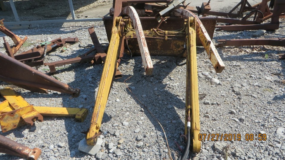 MF MASSEY FERGUSON INDUSTRIAL TRACTOR LOADER THINK MF30 | eBay