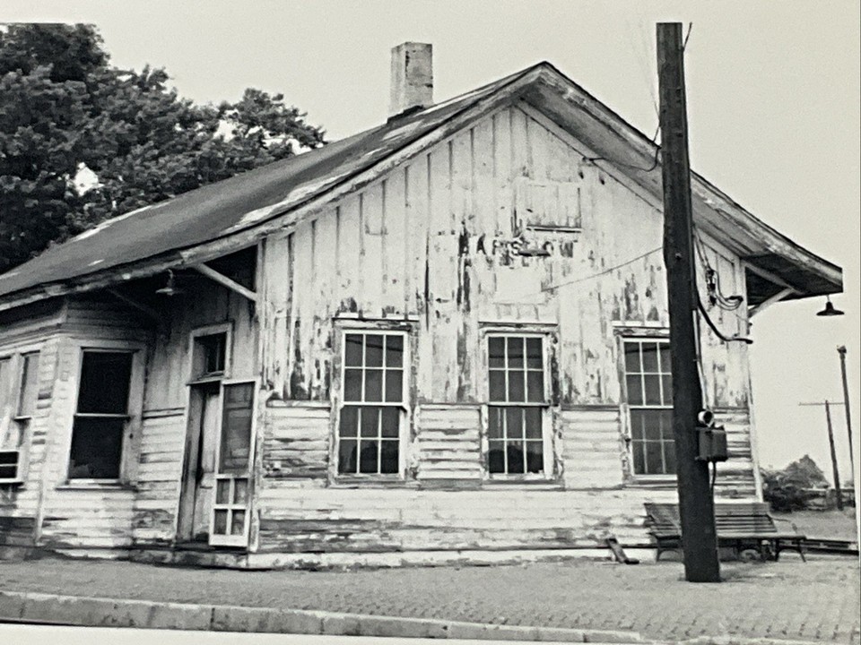 1960'S 2 photo old train Railway Depot house BARSTOW ILLINOIS 5x3.5 | eBay