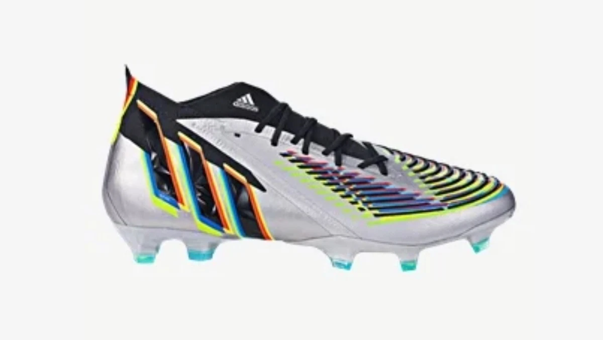 Black Adidas Predator 2022