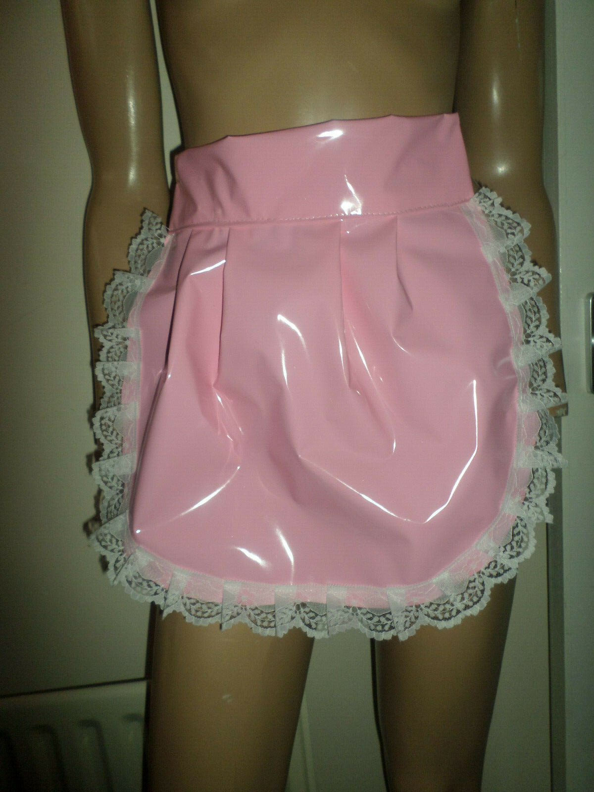 PRETTY FETISH GLOSSY THICK PINK PLASTIC APRON FRILLY LACE EDGE ONE SIZE ...