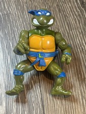 Teenage Mutant Ninja Turtles Playmates Leonardo with Storage Shell